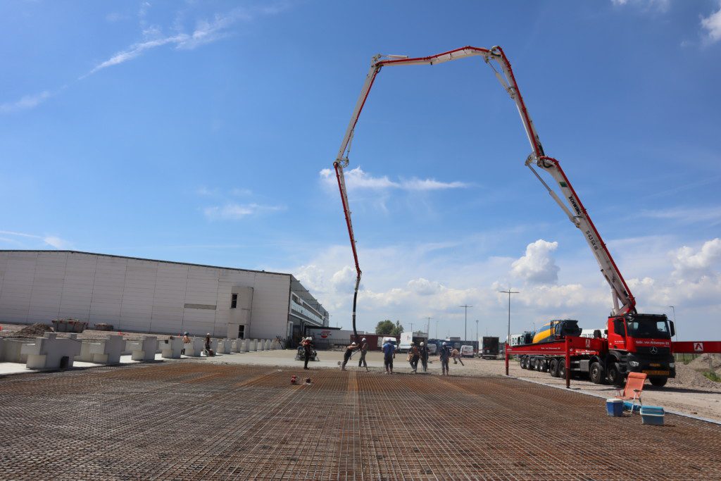 Loading pit floor of Prologis equipped with Self-Healing Concrete ...